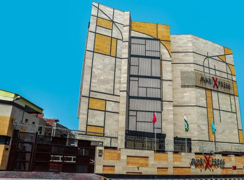 Avari Xpress Multan - Tripako