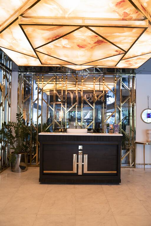 Indigo Heights Hotel & Suites - Tripako