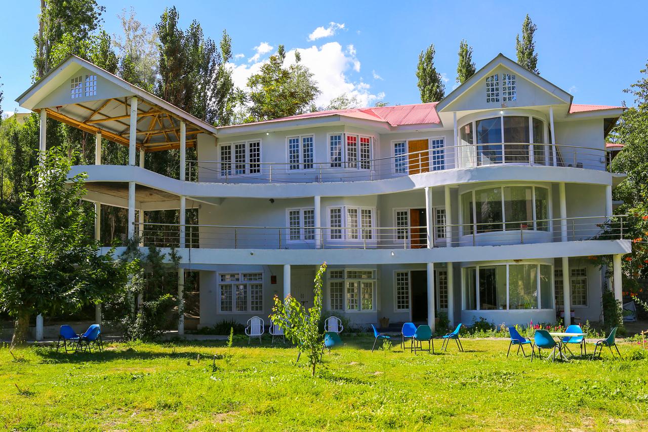 Hotel Reego - Tripako